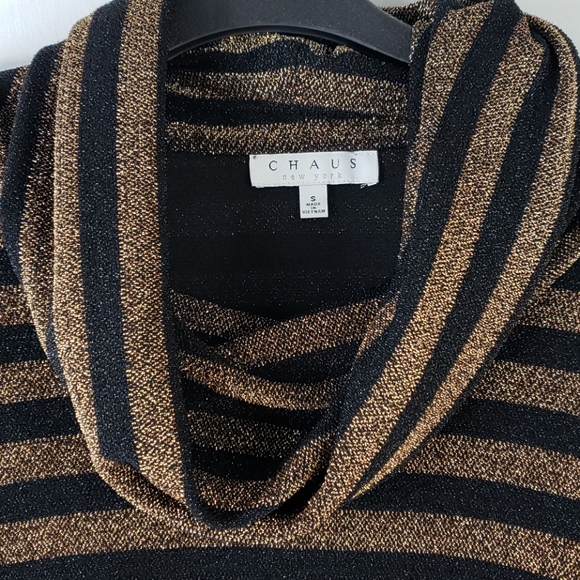 Chaus | Tops | Chaus New York Black Metallic Gold Tunic Top | Poshmark